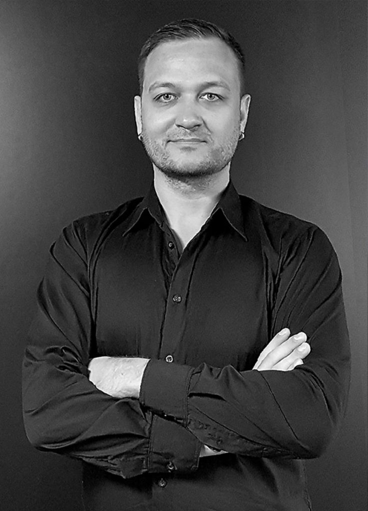 TRANG CHỦ - NHÔM KÖGEN